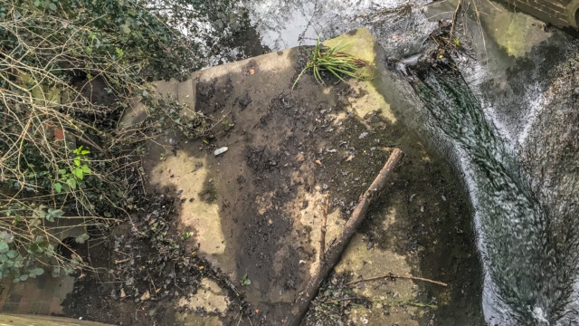 How to Model Damp Earth - Kathy Millatt Modelling