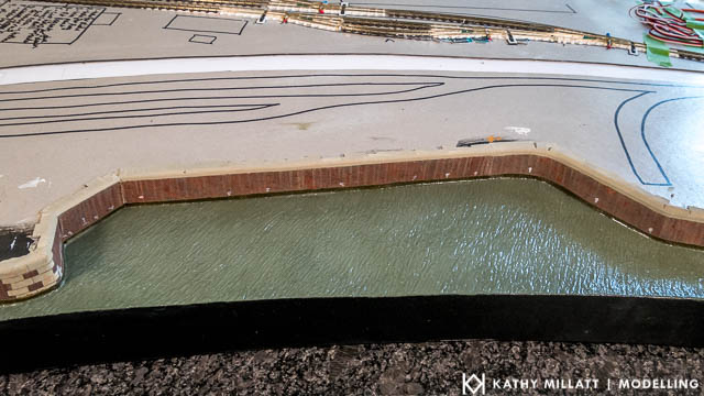 Cheap and Easy Model Water - Kathy Millatt Modelling