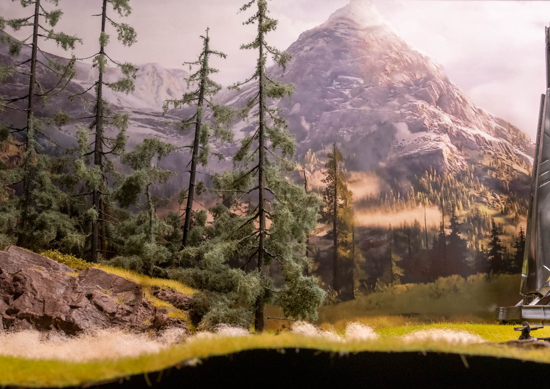 Halo Infinite Diorama with Ultra Realistic Scenery - Kathy Millatt ...