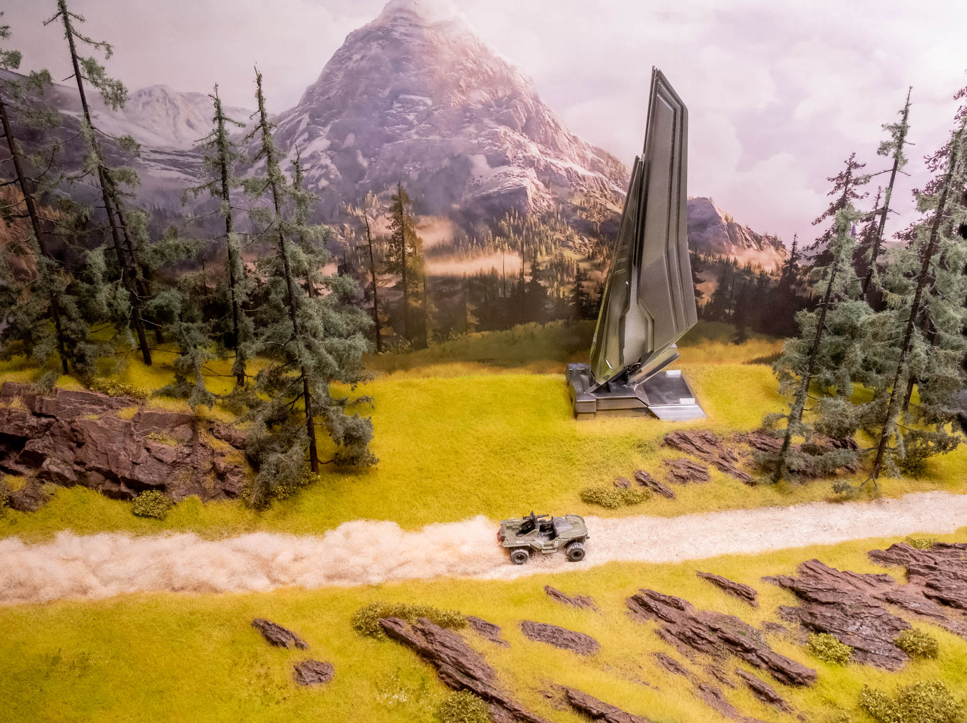 Halo Infinite Diorama with Ultra Realistic Scenery - Kathy Millatt ...