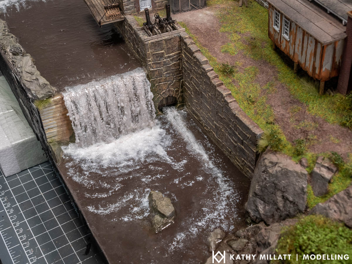 Model Realistic Rivers - from Rubber and Glue - Kathy Millatt Modelling